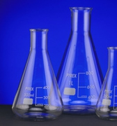 Matraz Erlenmeyer boca normal 2.000ml. Original Pyrex - DILABO S.A ...